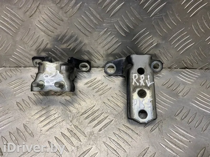 Петля двери Митсубиси Паджеро спорт 2, 2008-2013 г.в. от ООО "Авто Юнит ...